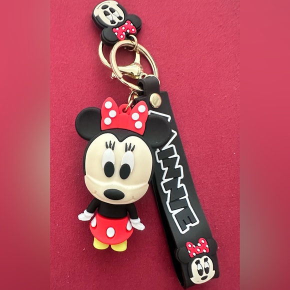 Disney | Accessories | Minnie Mouse 3d Keychain With Belt Clip And ...